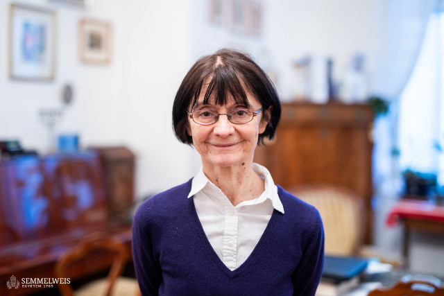 Alvás és ébrenlét közti zavarok: másként viselkednek a nők és a férfiak ...